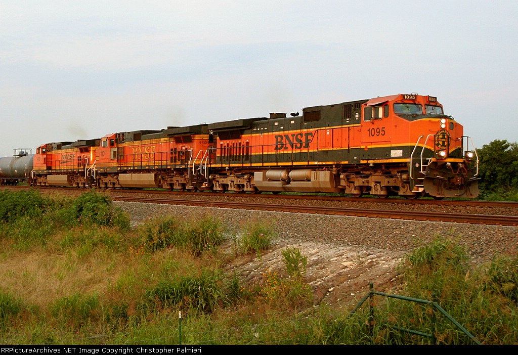 BNSF 1095